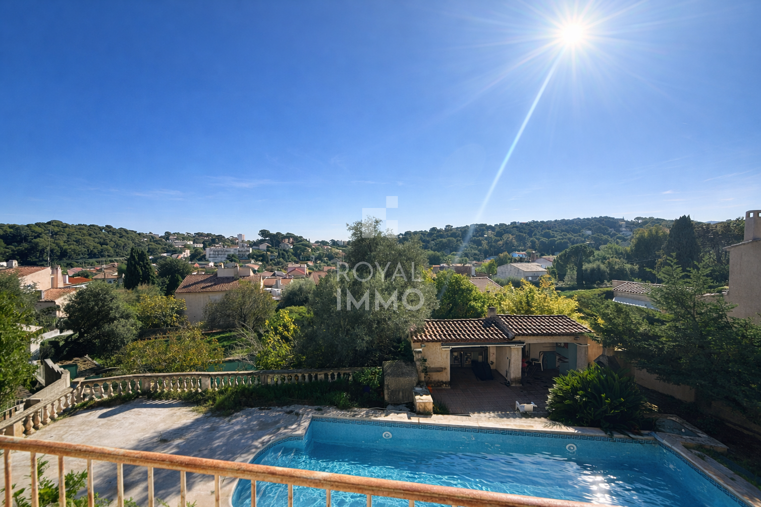 Vente villa La Seyne-sur-Mer 4 pièces 201m² 699000€ | Royal Immo